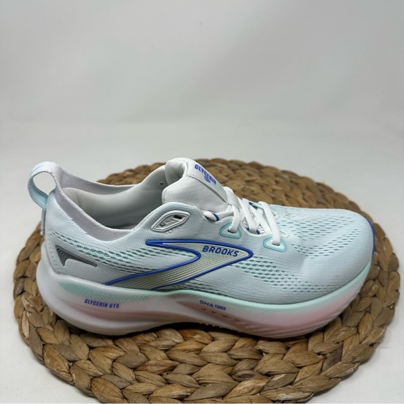 Brooks | Shoes | Brooks Glycerin Gts 22 Running Shoe White Limpet Shell ...